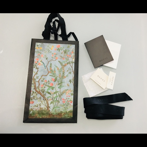 Gucci | Other | Gucci Logo Ribbons Tian Paper Tote Bag Plus Cards ...